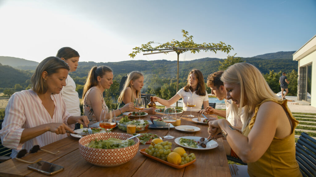 Hurtle Grove – a lifestyle to share - Hurtle Grove